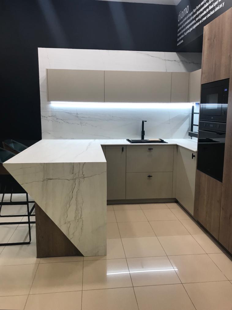 Cooking Surface, inducción invisible - Encimeras Vitoria y Bilbao